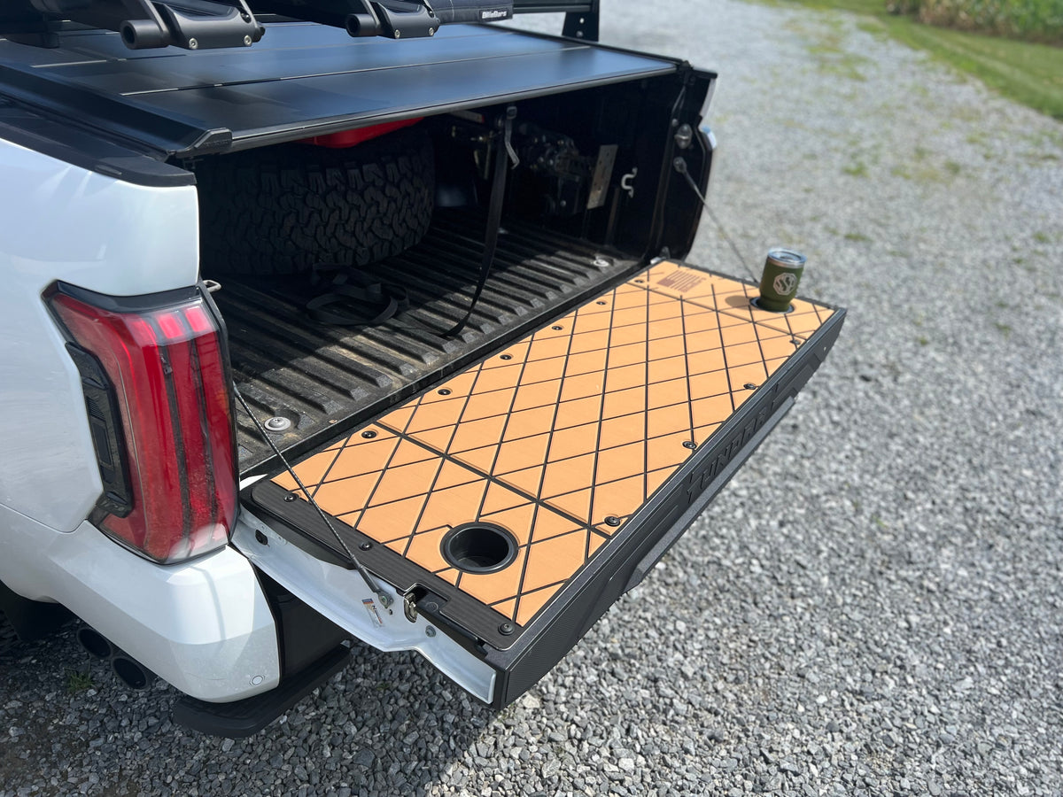 Custom Tailgate Panels for Pick Up Trucks | BillieBars