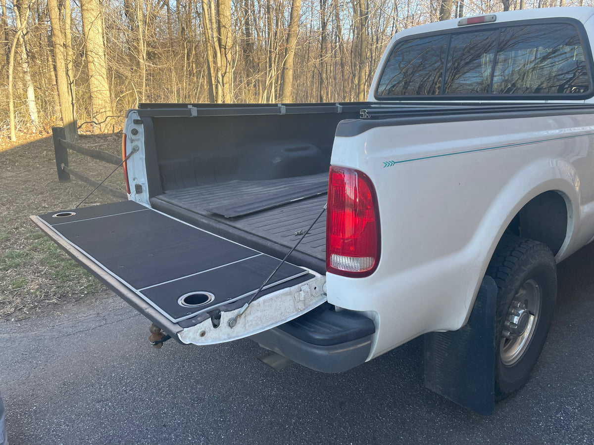 F150, F250, F350 Tailgate Cover (1999-2007) | BillieBars